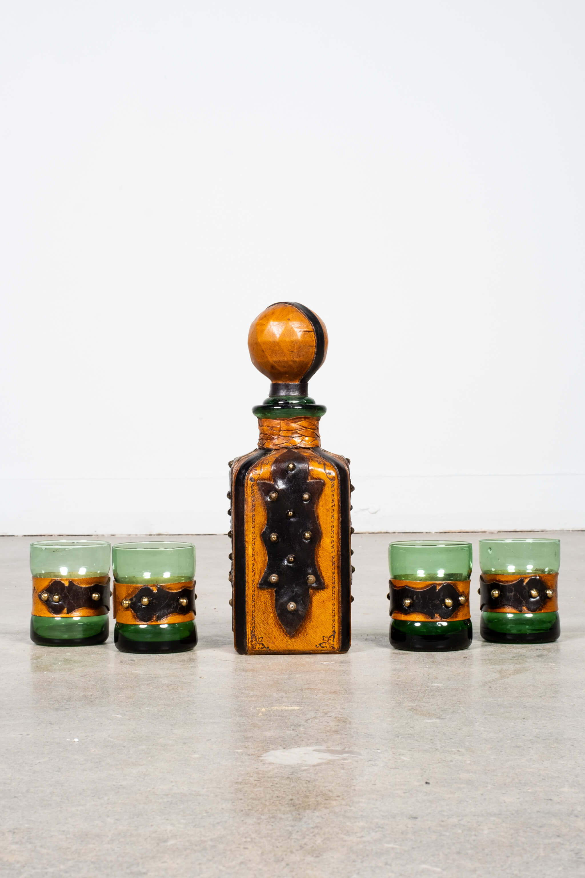 Italian Brutalist Bar Set, 5 pieces | Bonne Choice