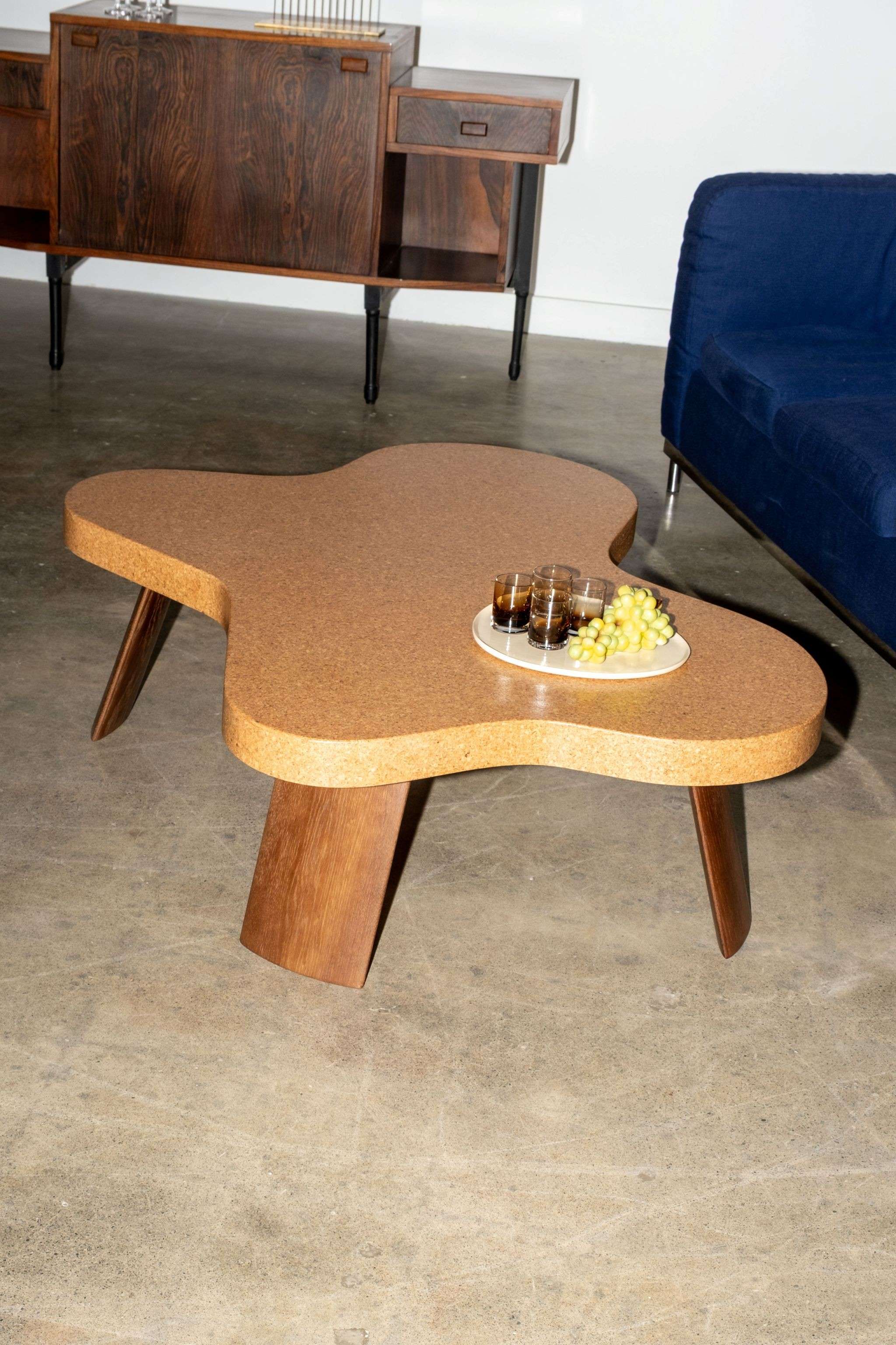 Amoeba Table by Paul T. Frankl | Bonne Choice