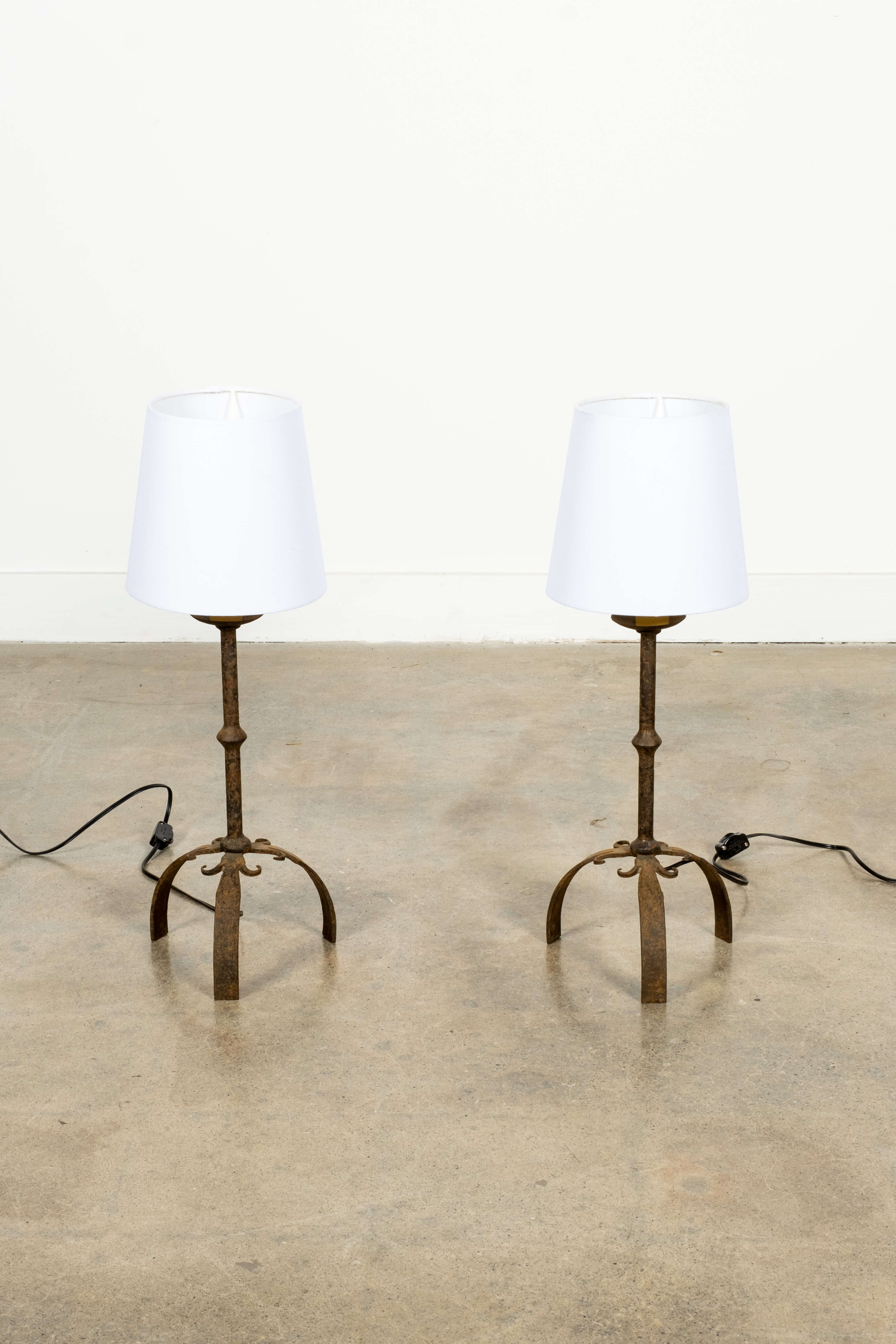 Pair of Spanish Table Lamps with Shades, Med – Bonne Choice